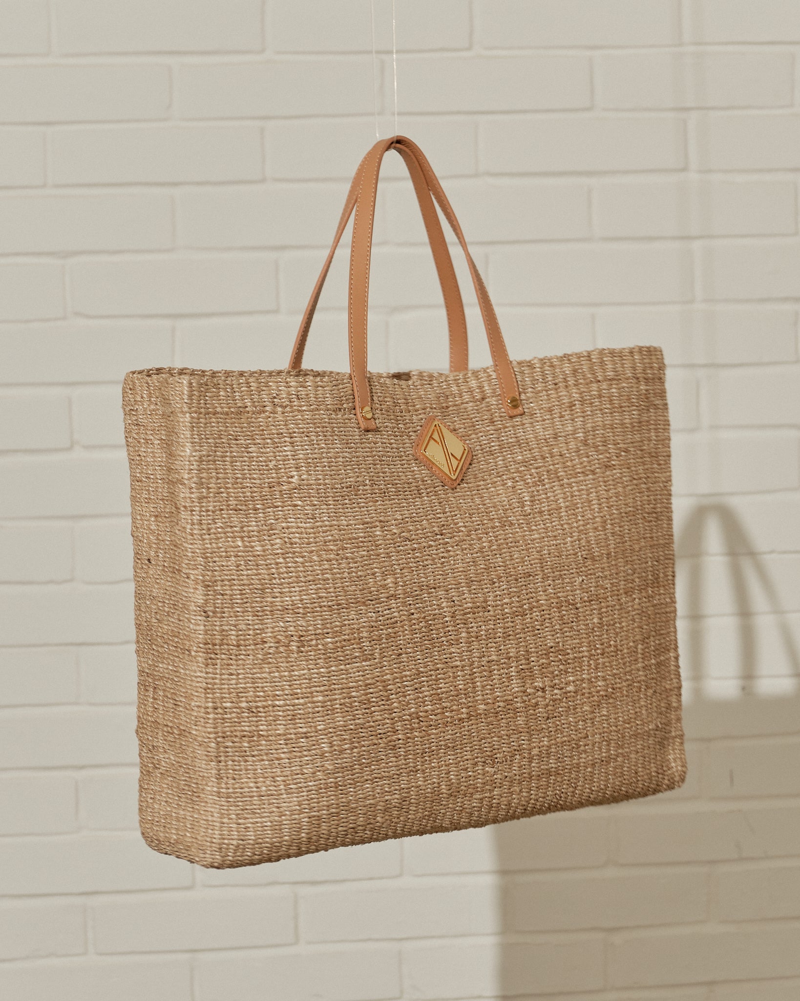 Bare Essentials – ARANÁZ